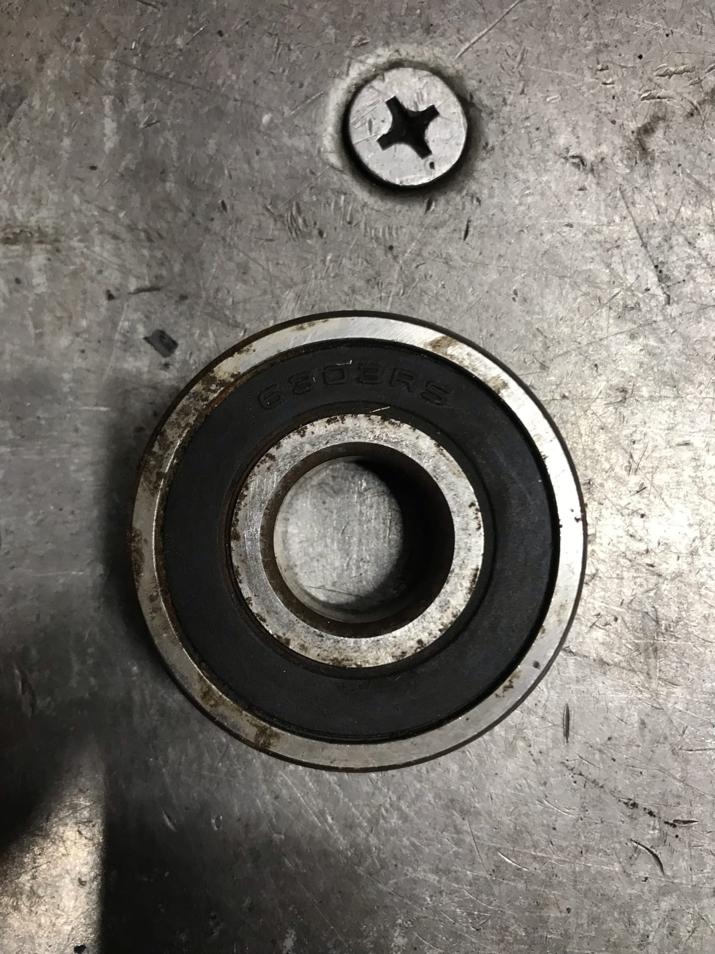 Замена подшипника генератора — Lada 21120, 1,5 л, 2002 года ...