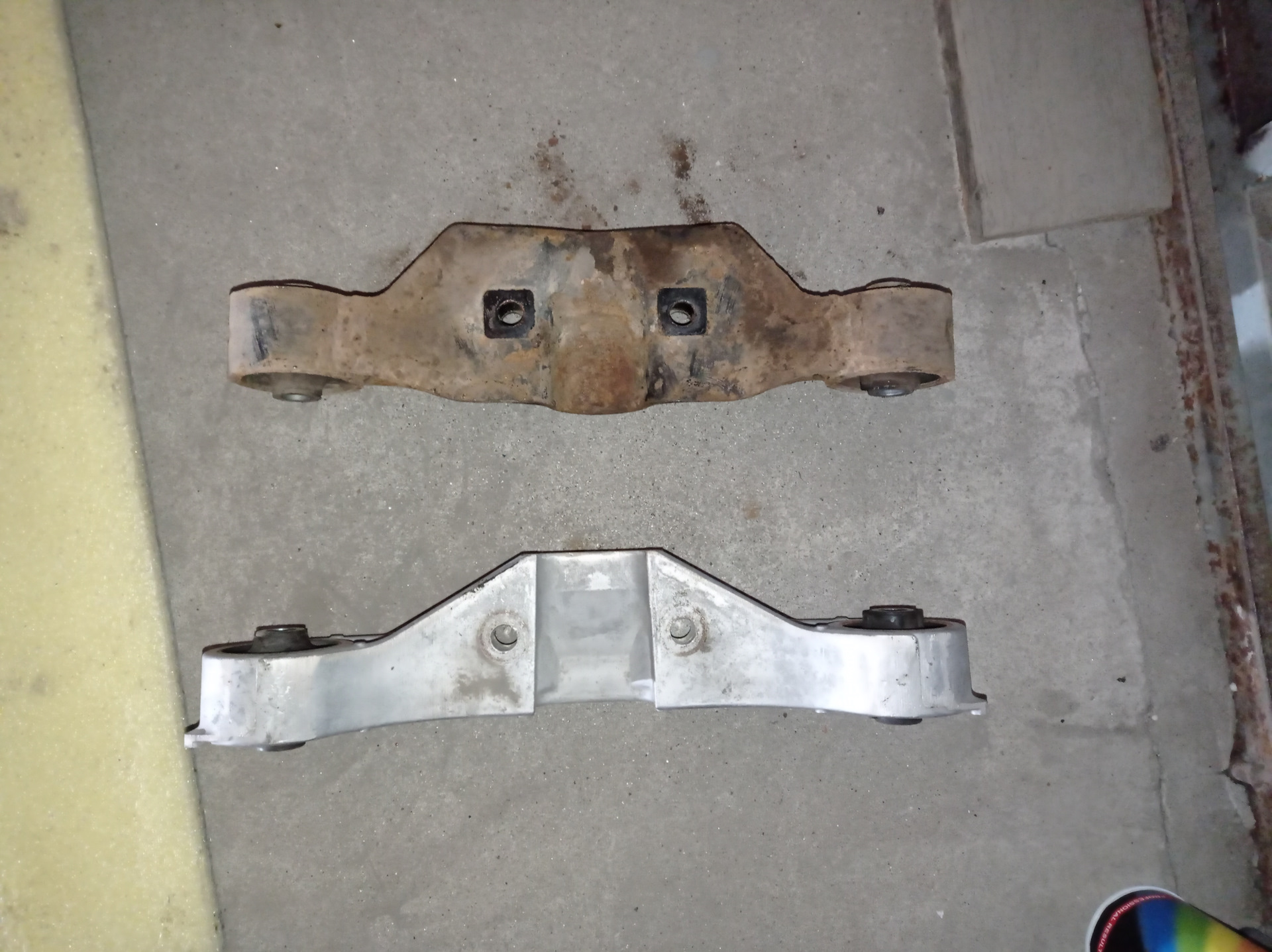 Облегчился. Замена опоры заднего редуктора. — Subaru Forester (SJ), 2,5 ...