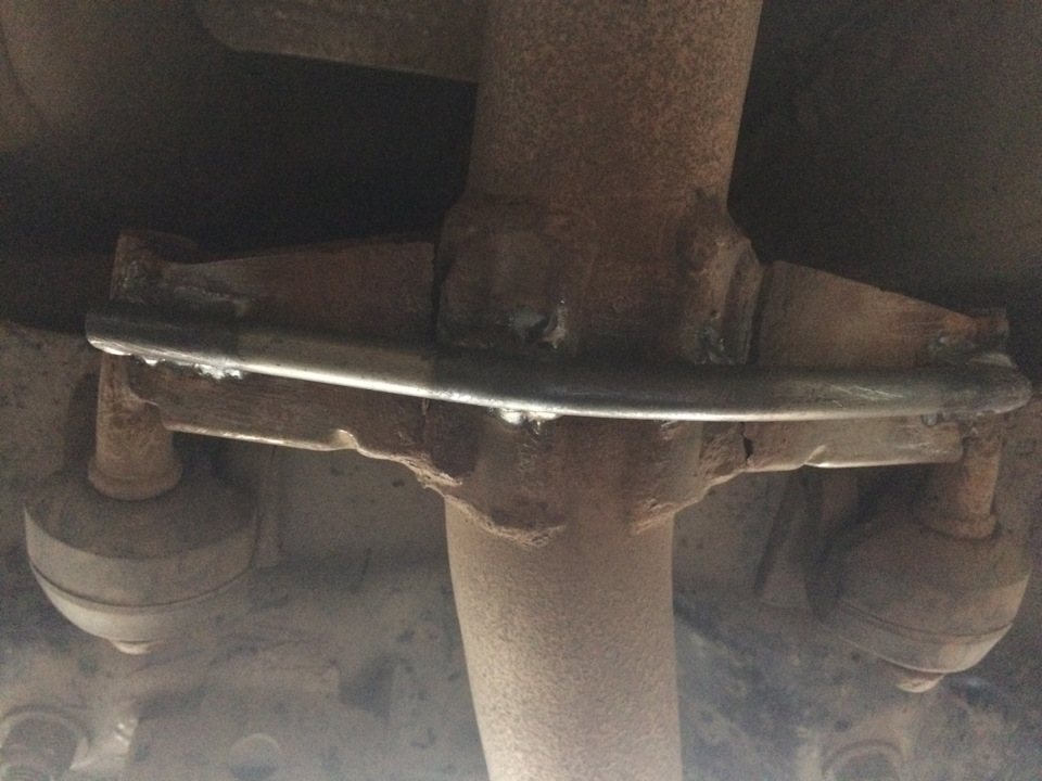 Ремонт крепления глушителя — Citroen C3 Picasso, 1,4 л, 2013 года ...