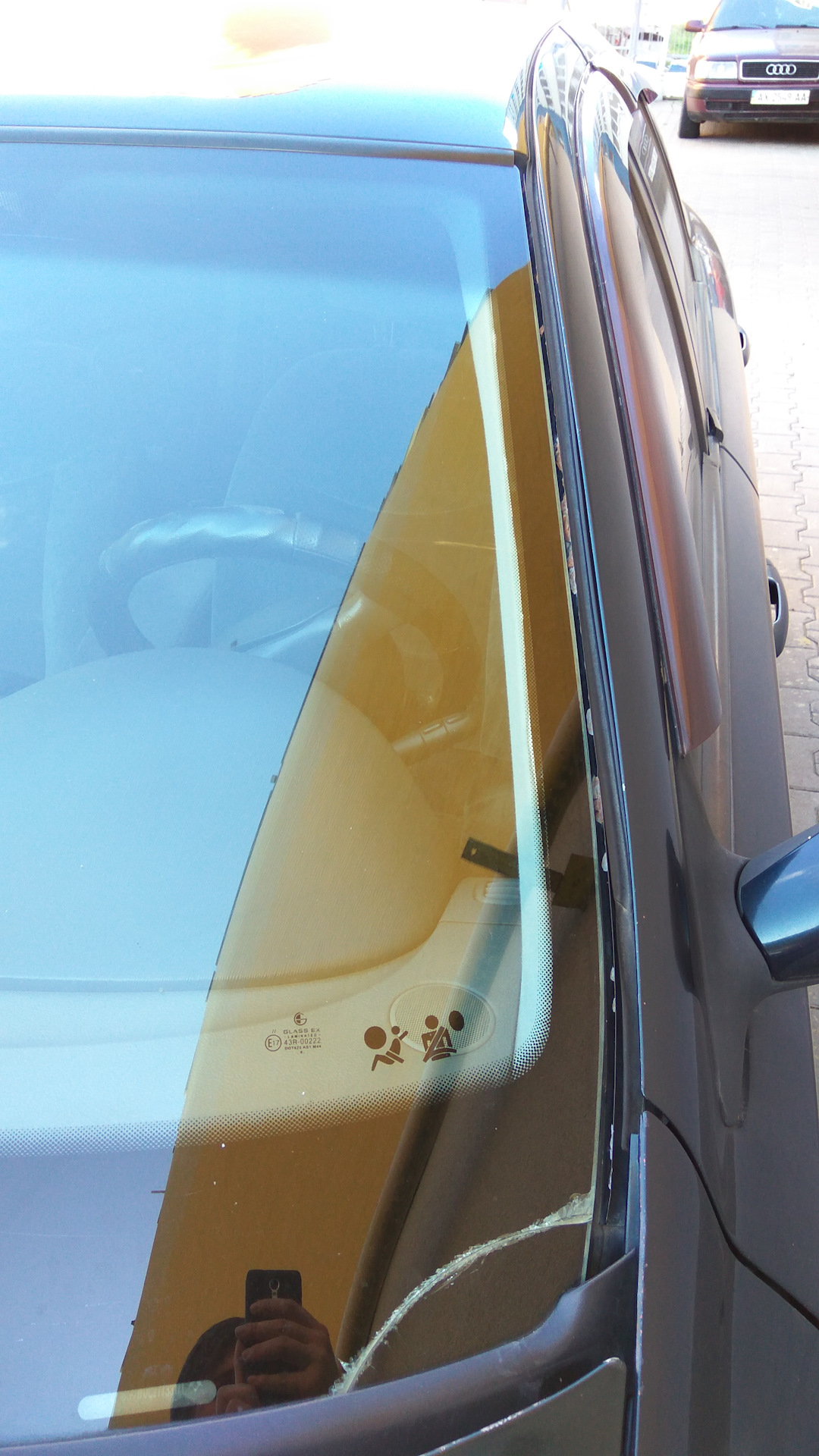 Молдинг на лобовое стекло — Renault Laguna II, 2 л, 2003 года ...