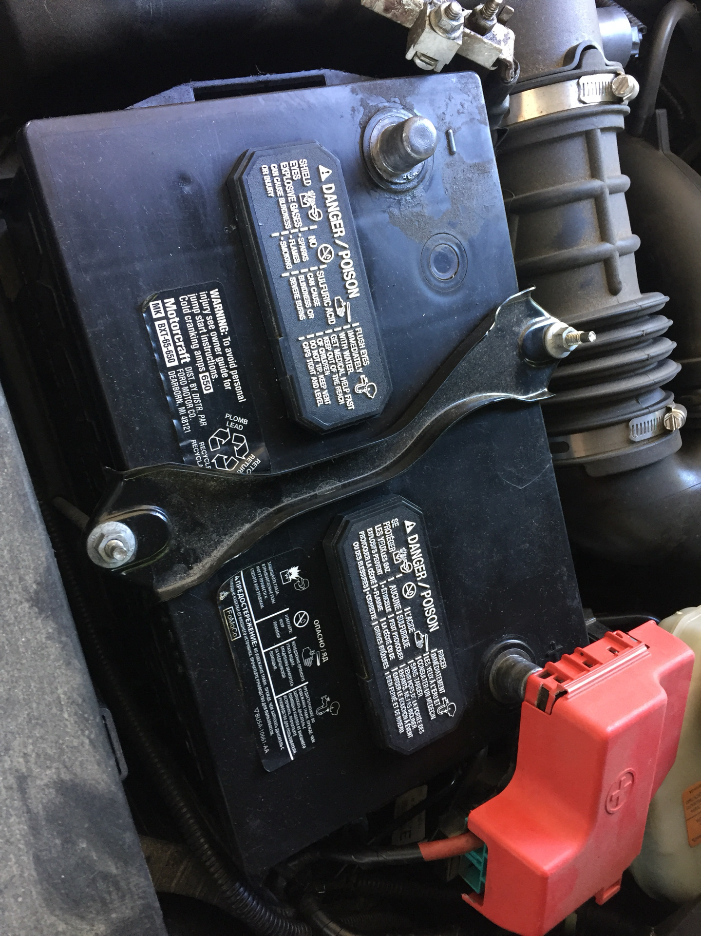 Пришла пора менять Аккумулятор — Ford Explorer (5G), 3,5 л, 2014 года ...