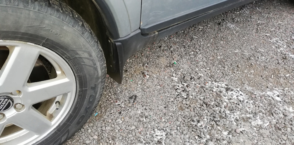 4. Брызговики XC90 07-14 — Volvo XC90 (1G), 4,4 л, 2006 года ...