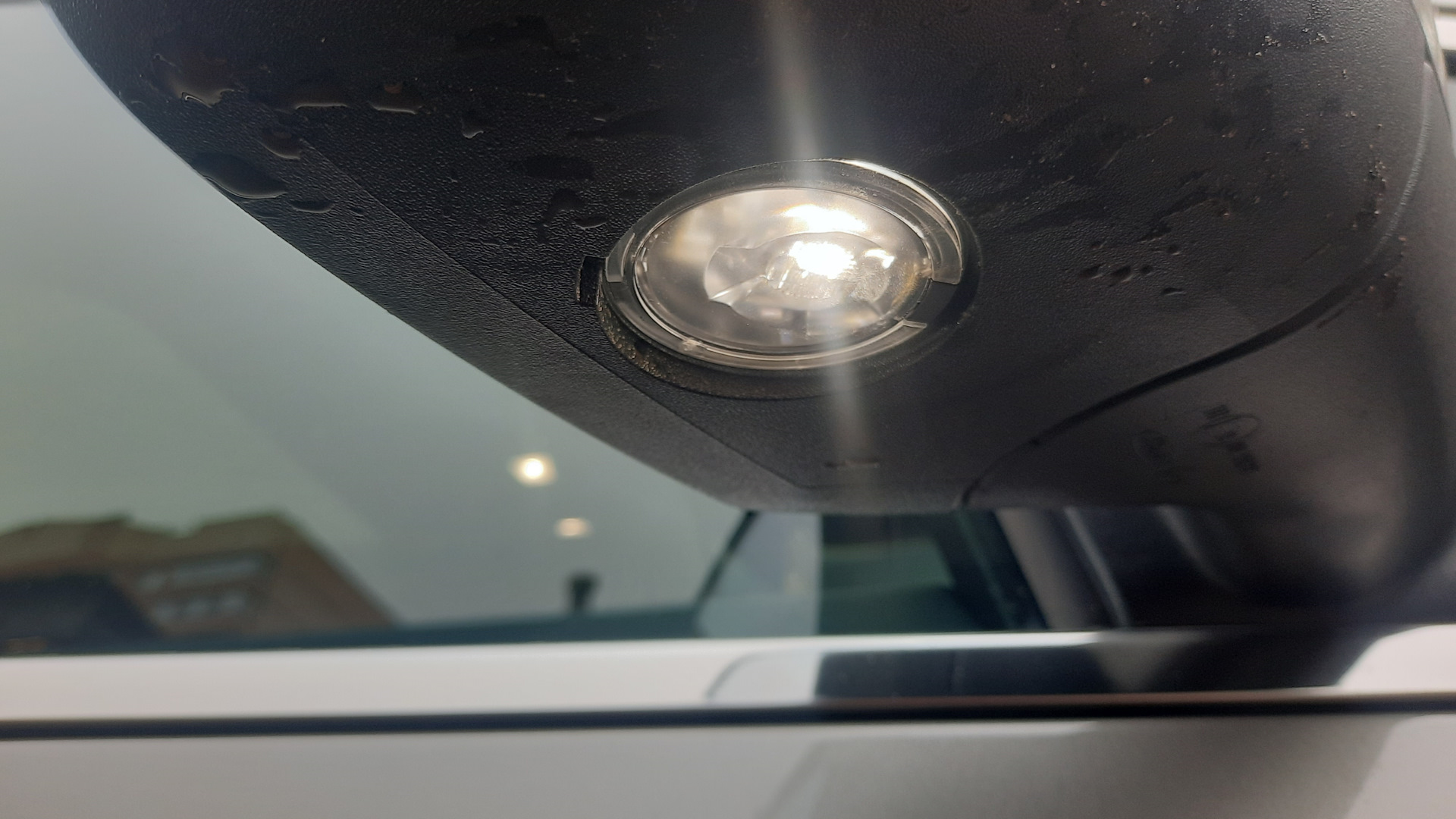 Мелочь, а приятно — Ford S-Max (2G), 2 л, 2016 года | стайлинг | DRIVE2