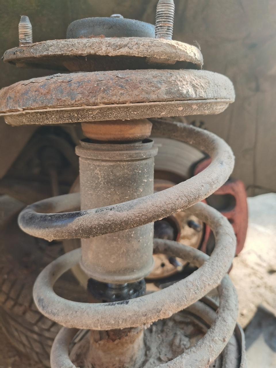 Замена стоек передних — Mitsubishi Outlander (1G), 2,4 л, 2006 года ...