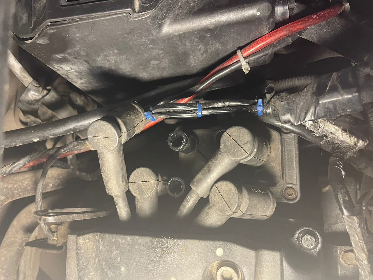 Замена катушки зажигания. Устранение ошибки P0304 — Ford Focus II ...