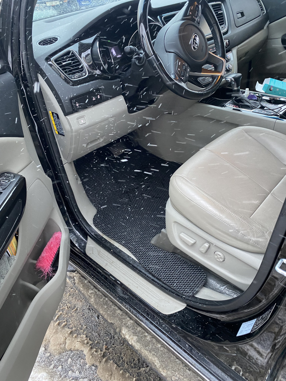 EVA коврик на водительское место — KIA Carnival (3G), 2,2 л, 2018 года ...