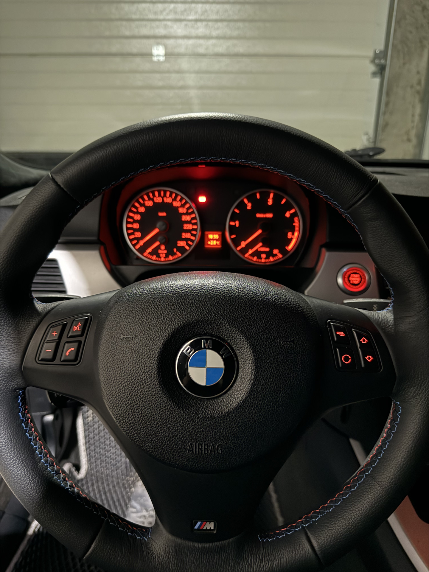 Немного подлечил кнопку START-STOP. — BMW 3 series Touring (E91), 2 л, 2006 года | тюнинг | DRIVE2