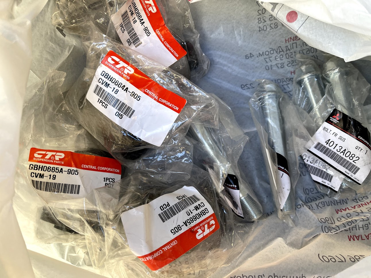 Замена пружин и резка развальных болтов — Mitsubishi Pajero (4G), 3,2 л ...