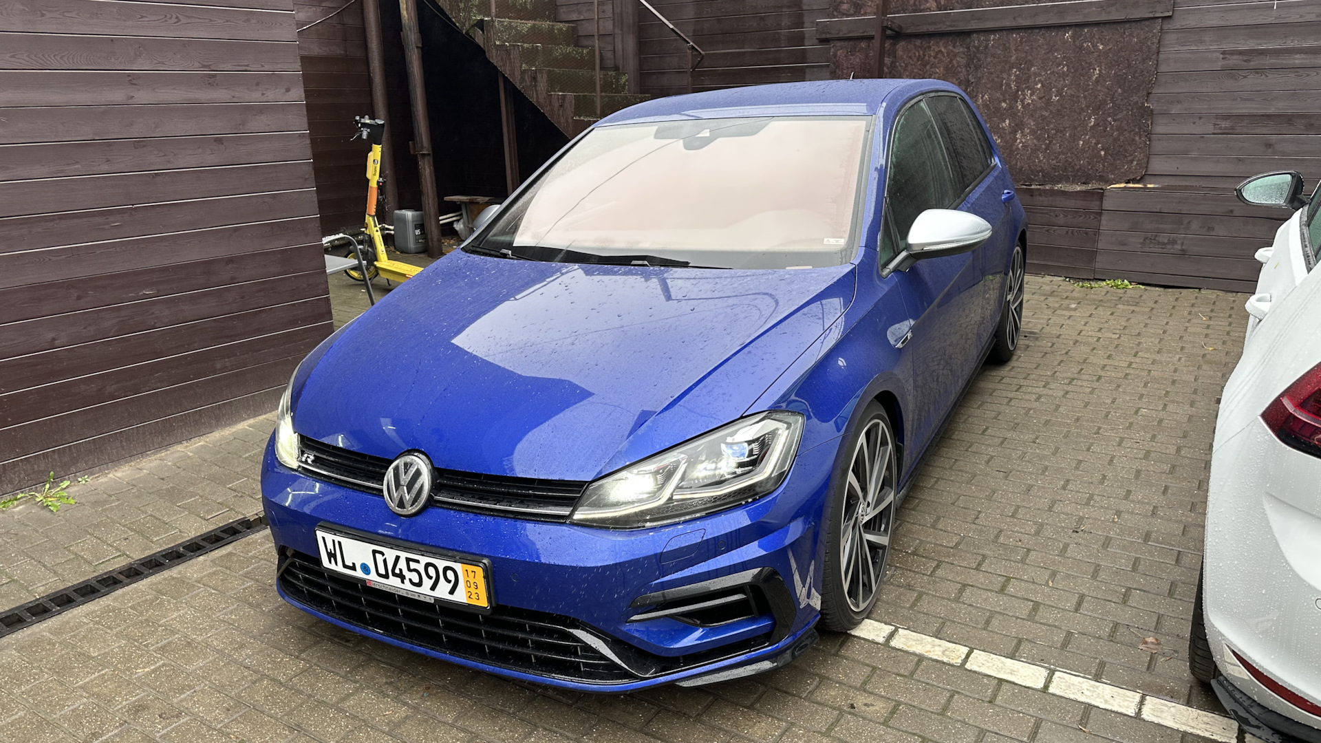 Volkswagen Golf R Mk7 2.0 бензиновый 2019 | 7.5 на DRIVE2