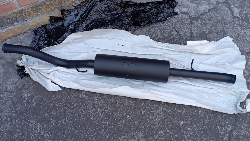 Глушитель ДК про комфорт — Lada Приора седан, 1,6 л, 2007 года | тюнинг ...