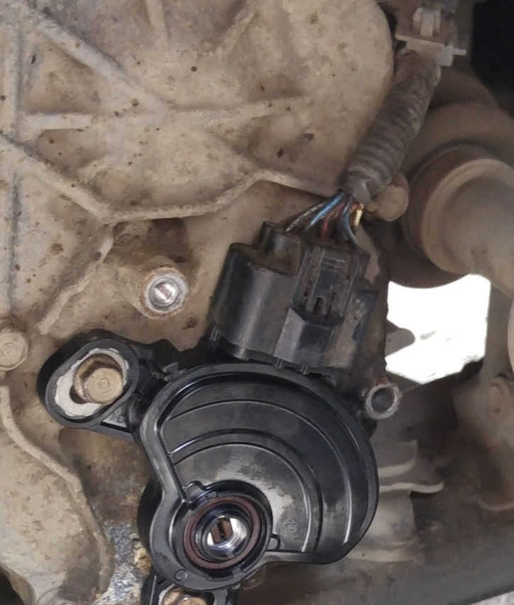 Датчик селектора АКПП — Honda Accord (7G), 2 л, 2007 года | своими ...