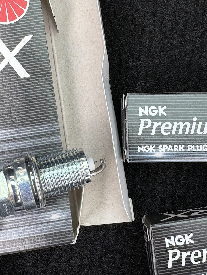 Свечи NGK premium RX в Prius NHW20 — Toyota Prius (20), 1,5 л, 2011 ...