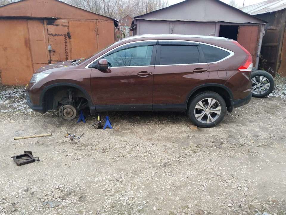 Замена стоек стабилизатора и переобул колёса — Honda CR-V (RM), 2 л, 2013 года | плановое ТО ...