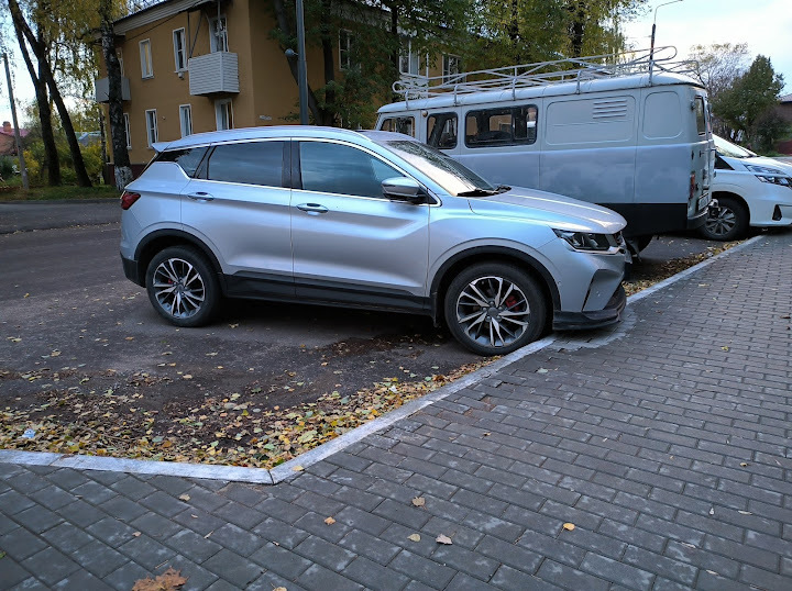 Небольшое ДТП — Geely Coolray (1G), 1,5 л, 2021 года | ДТП | DRIVE2