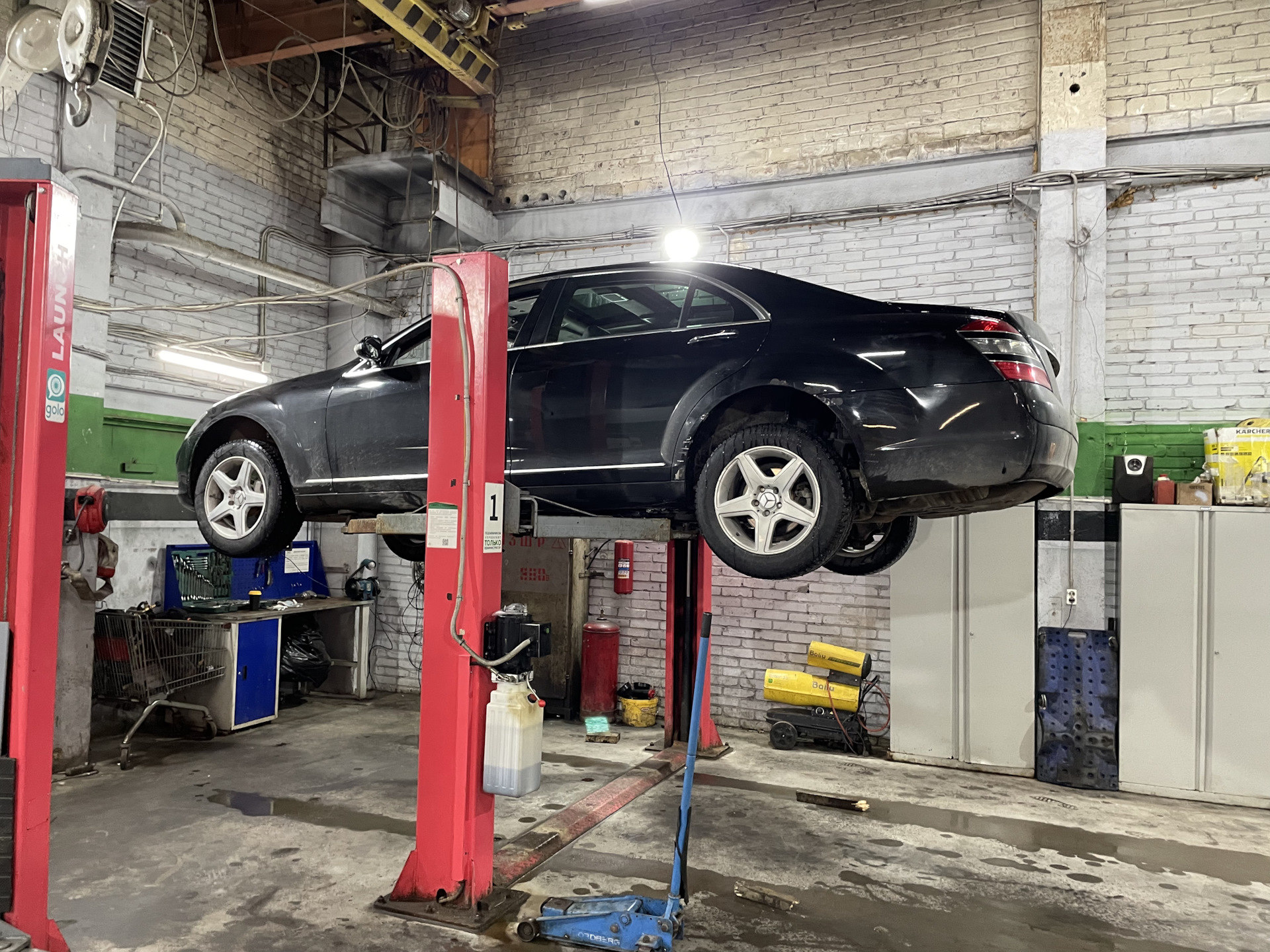 AIRmatic visit workshop — Mercedes-Benz S-Class (W221), 3,5 л, 2006 ...