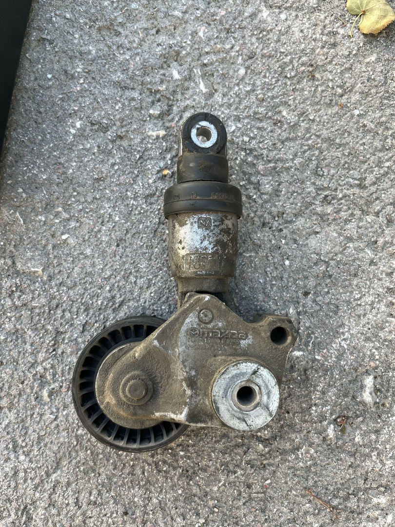 Замена масла и натяжителя — Mazda CX-5 (1G), 2,5 л, 2015 года | своими ...