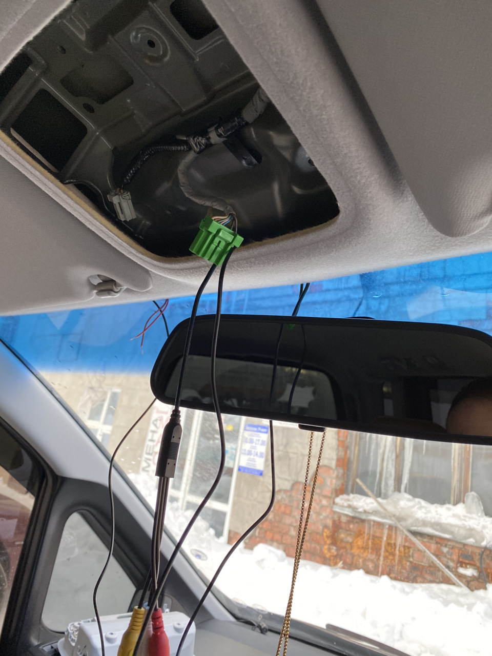 Установка камеры обгона для правого руля — Honda Stepwgn (4G), 2 л ...