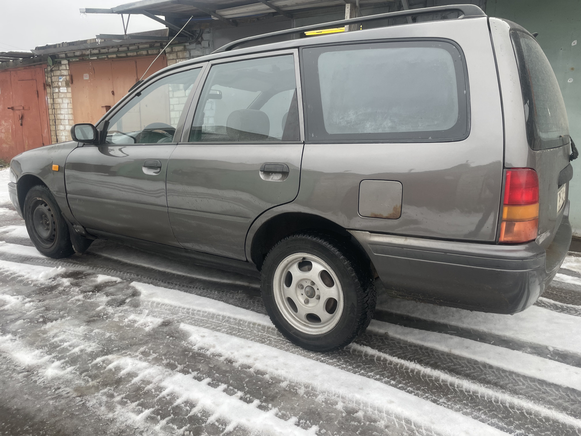 Покраска — Nissan Sunny (Y10), 1,6 л, 1995 года | кузовной ремонт | DRIVE2