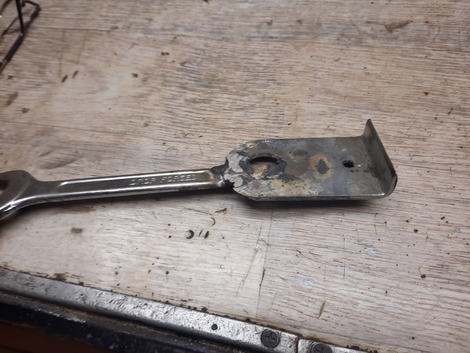 Бряканье балансирных валов — устранено. Замена масла1.11.21.Переобувка ...