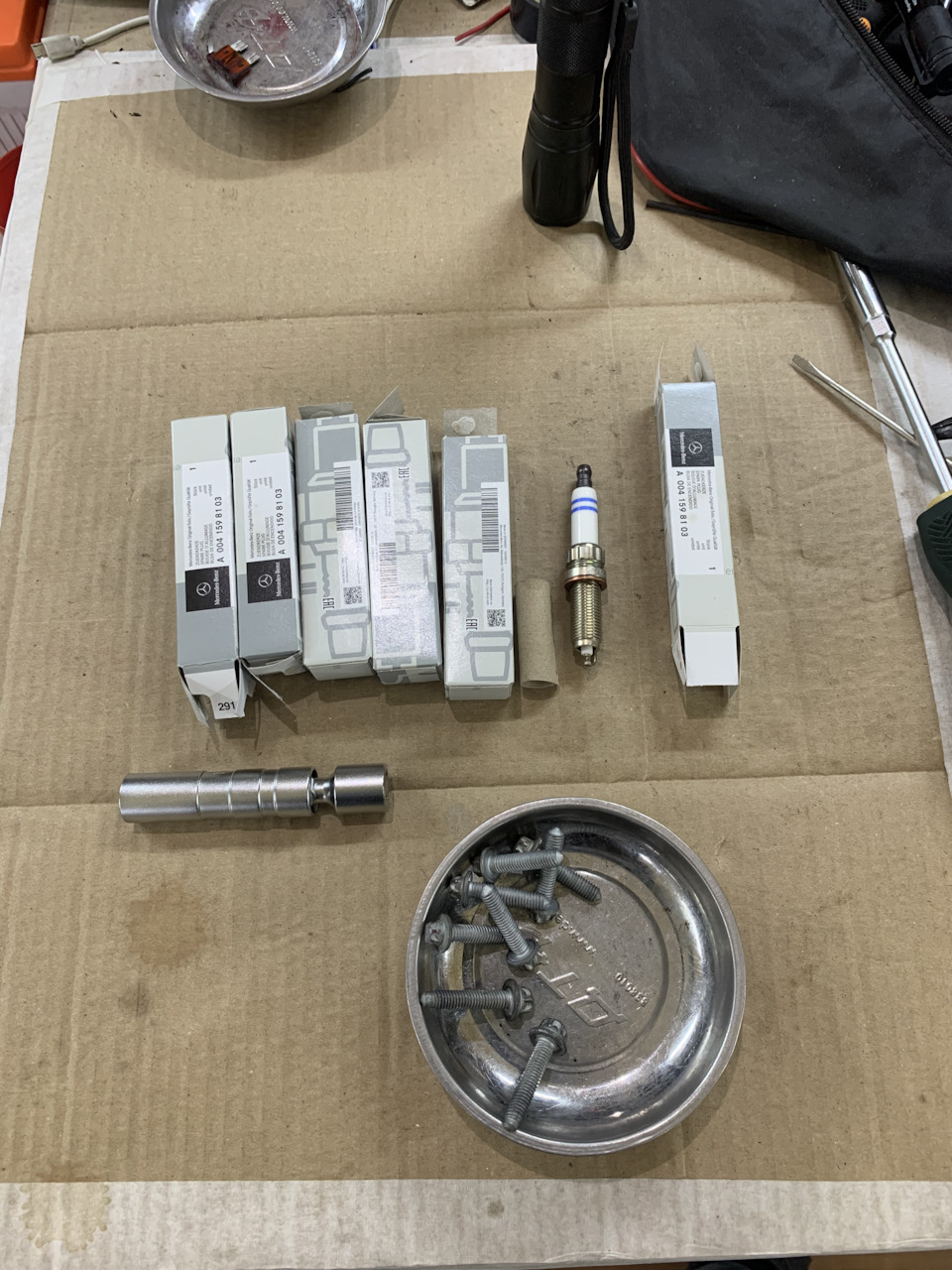 A0041598103 Свеча зажигания Mercedes | Запчасти на DRIVE2