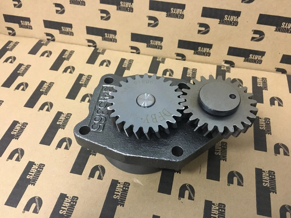 Насос масляный для двигателя Cummins 6CT 3415365 3800828 3948071 ...