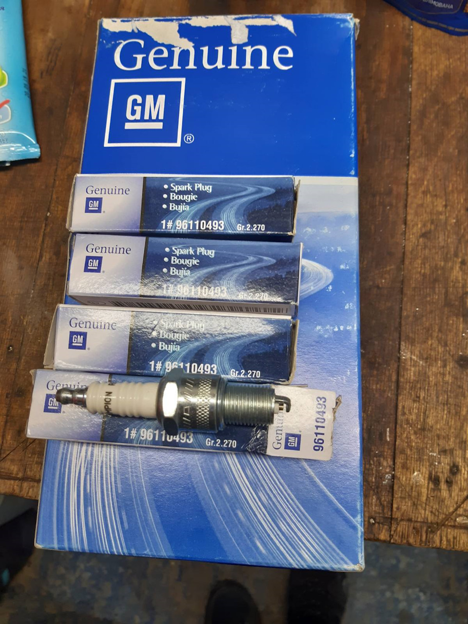 96110493 Свеча зажигания GM | Запчасти на DRIVE2