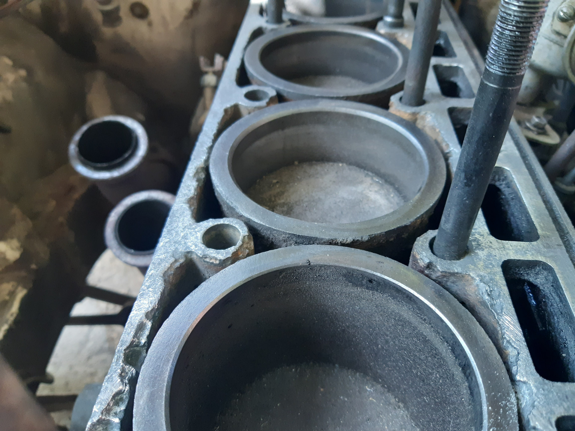 Замена прокладки [Часть 2] — ГАЗ 24, 2,4 л, 1982 года | поломка | DRIVE2