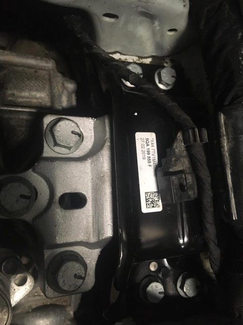 5QA199555F Подушка (опора) КПП VAG | Запчасти на DRIVE2