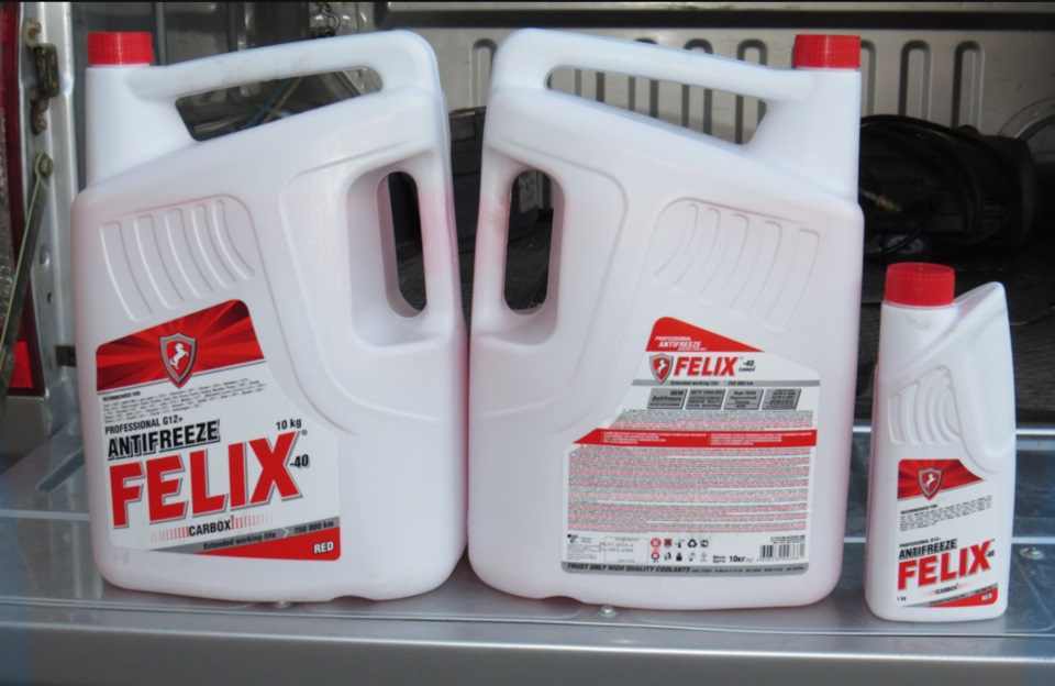 Замена фланца(тройника) системы охлаждения. — Audi A4 (B6), 1,8 л, 2001 ...