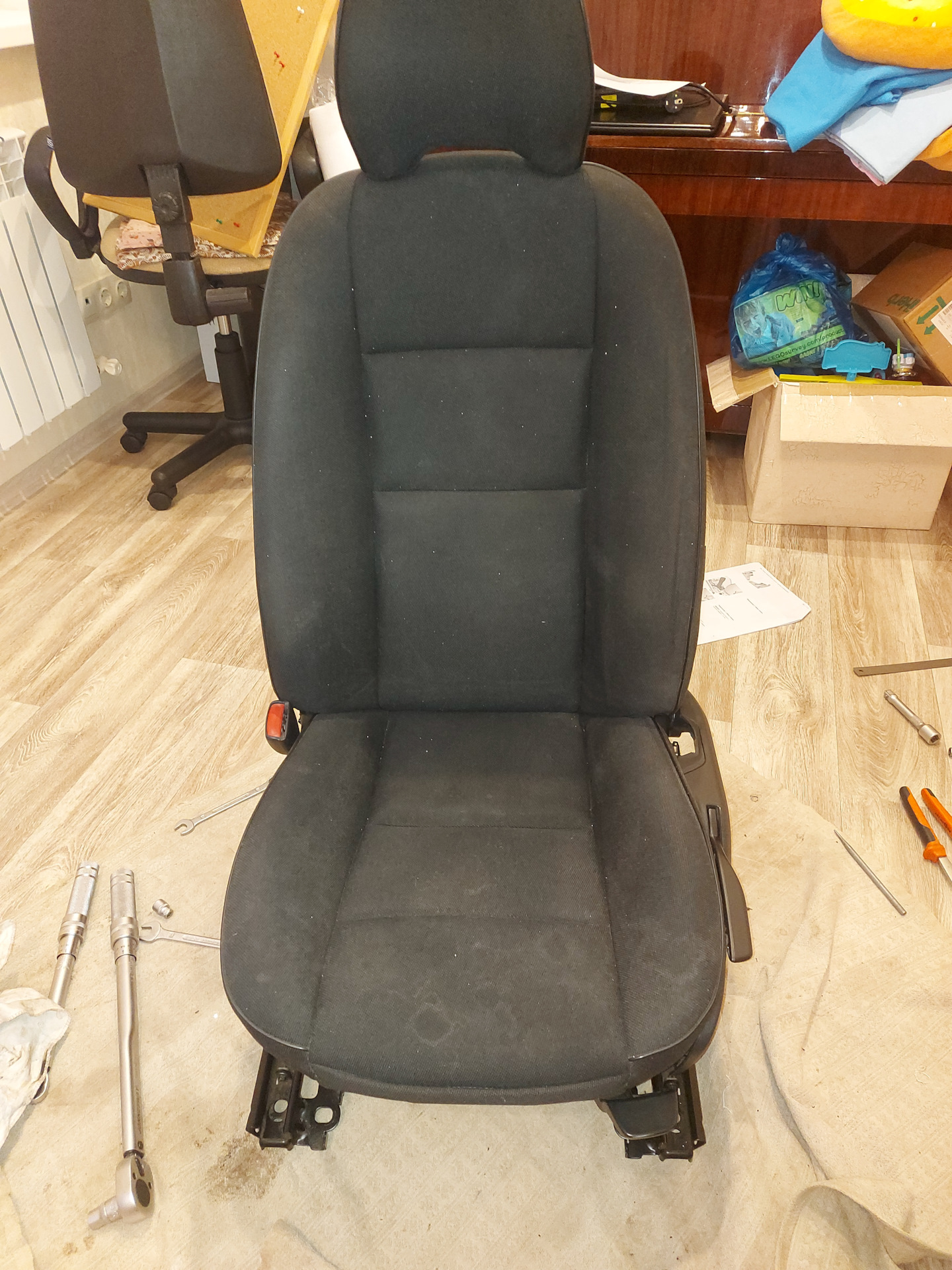 Восстановление системы защиты от плетевых травм WHIPS — Volvo S40 (2G ...