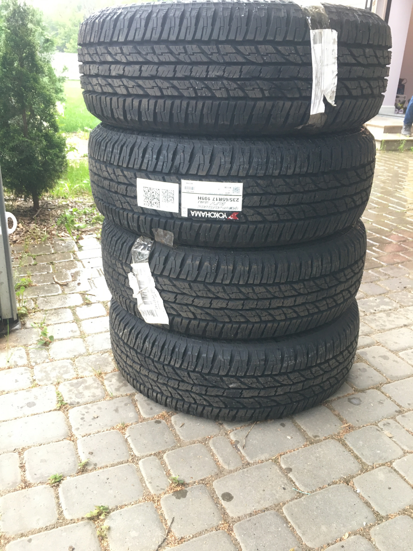 Новая резина Yokohama Geolandar A/T G015 235/65 R17 — Hyundai Santa Fe ...