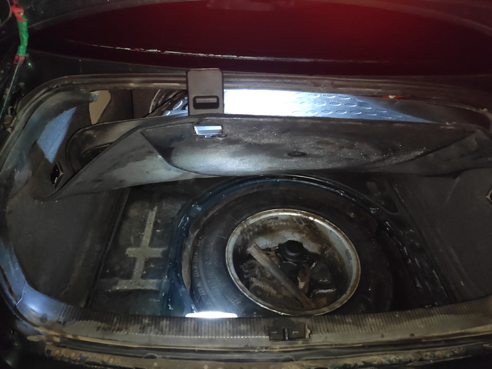 Ручка пола багажника OEM — Audi A6 (C5), 1,8 л, 1998 года | стайлинг ...