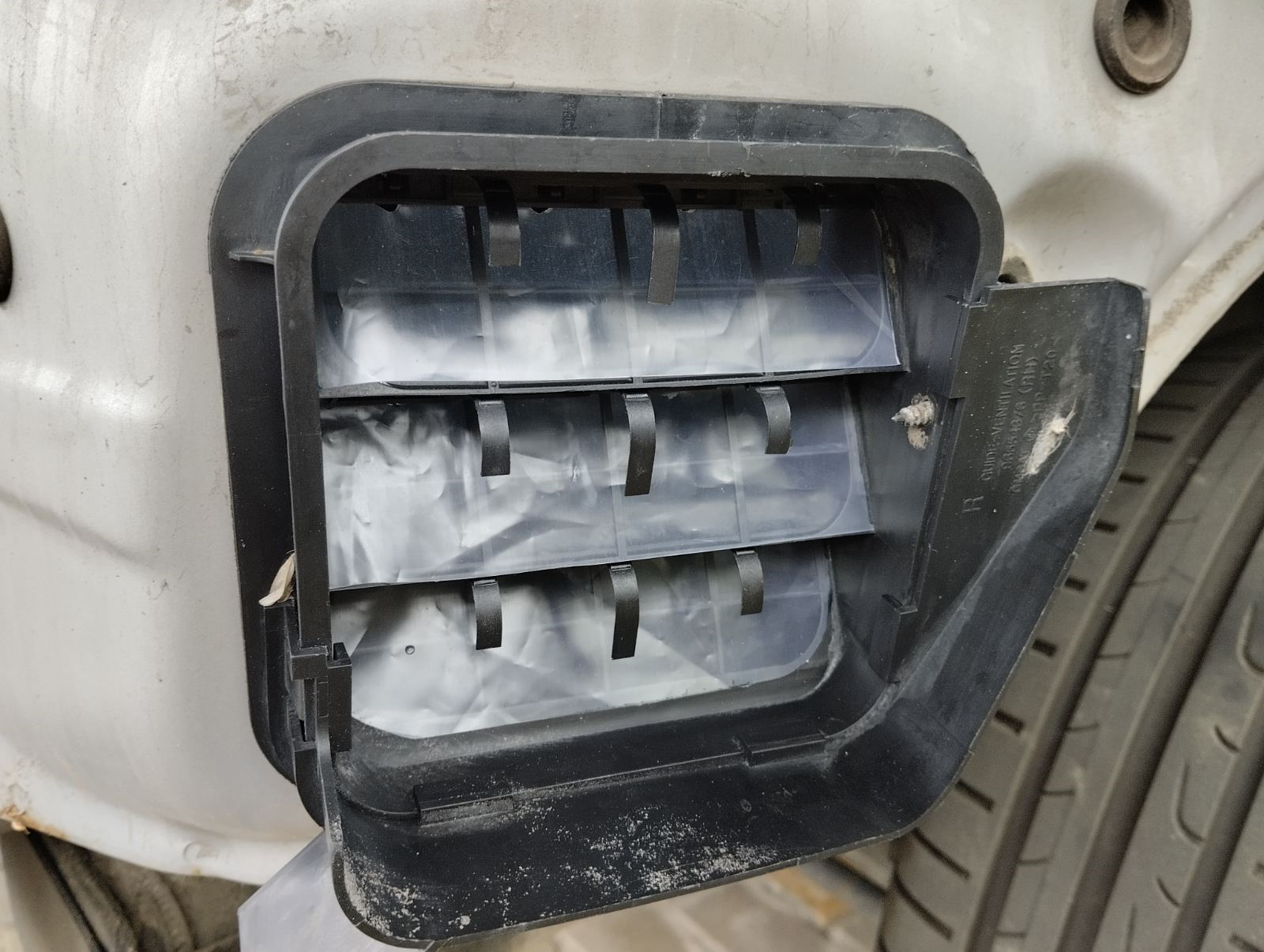 Замена бампера и ремонт шторок вентиляционого клапана — Chevrolet ...