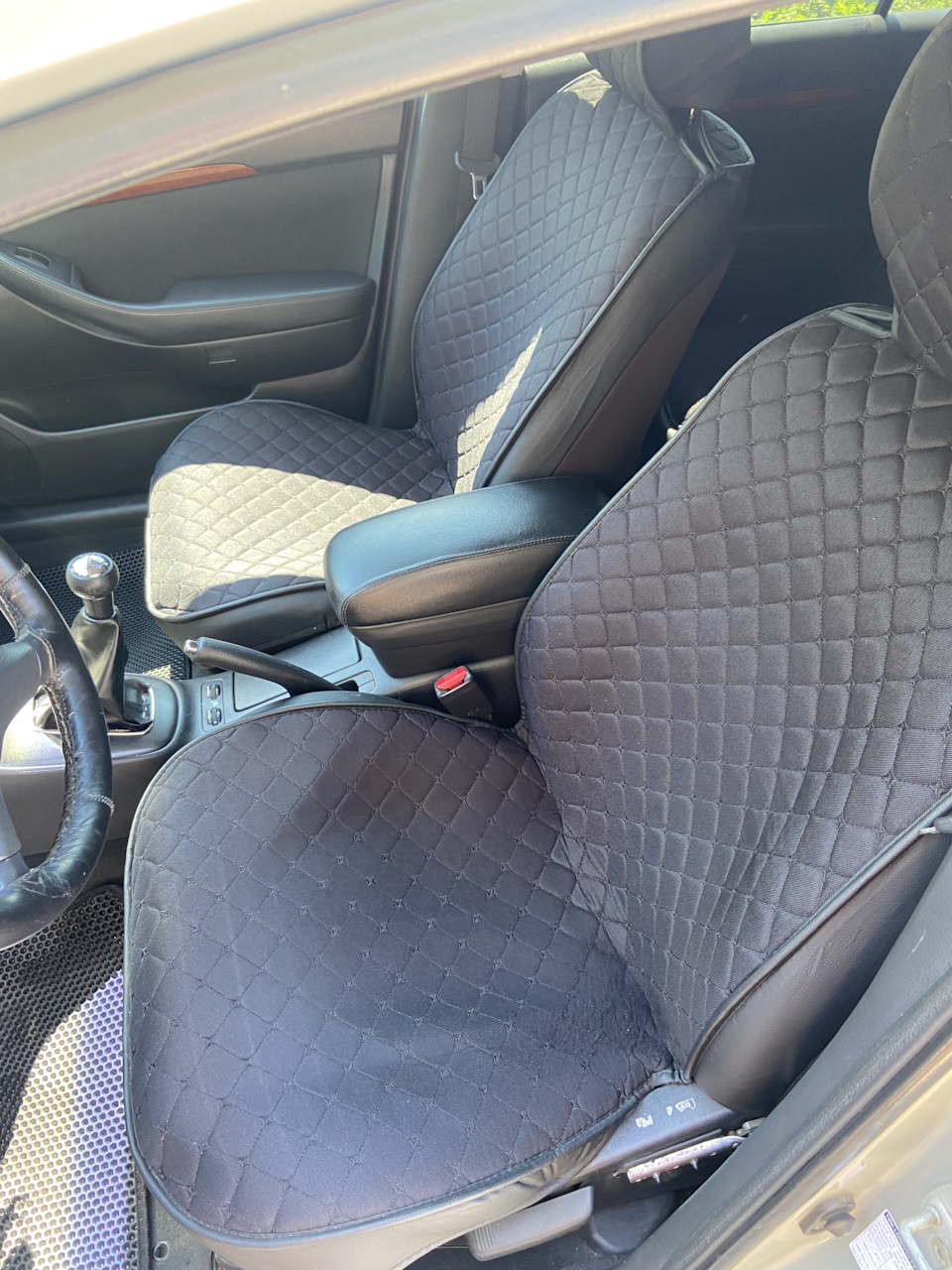Фото чехлов — Toyota Avensis II, 1,8 л, 2007 года | просто так | DRIVE2