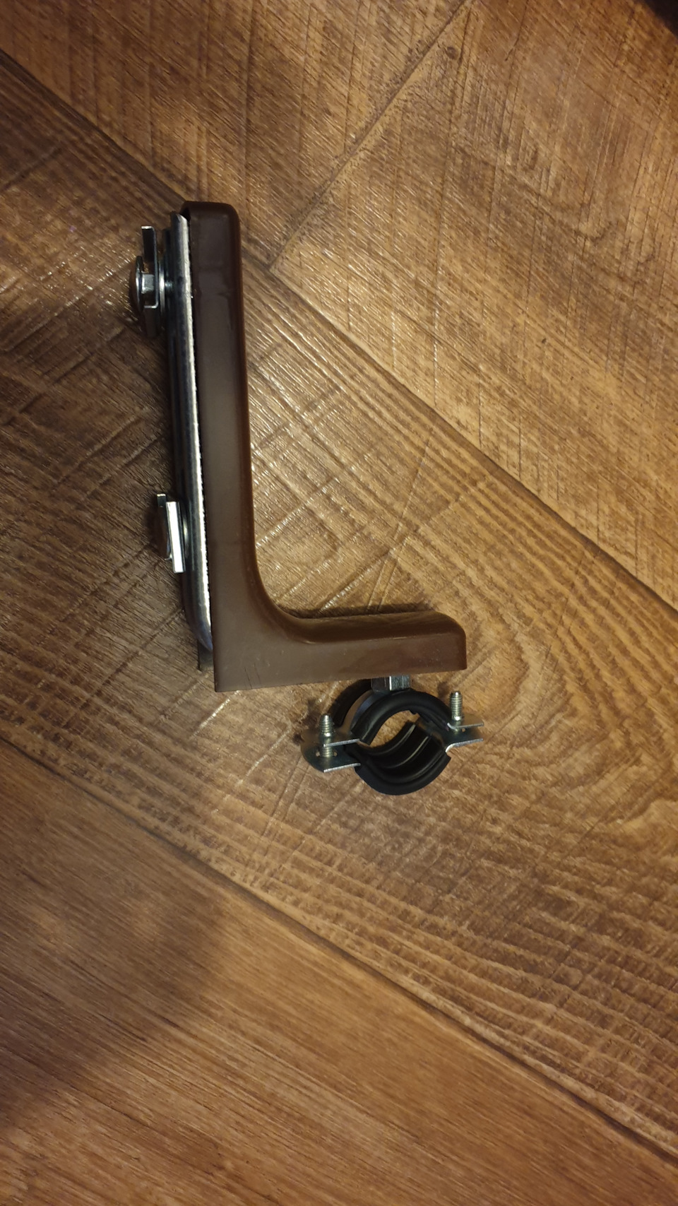 Крепление маркизы pochin к багажнику (поперечинам) Turtle air2 ...