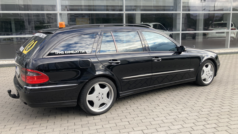 Mercedes-Benz E-Class Estate (S211) 3.2 дизельный 2005 | Mercedes W211 ...