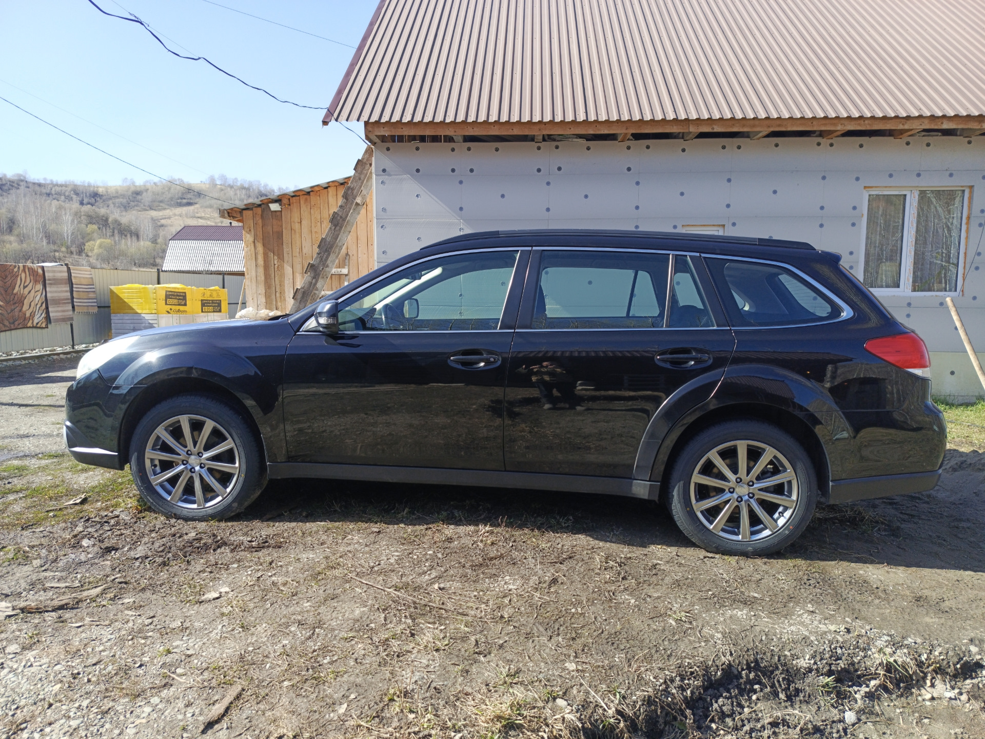 R18. + К внешнему виду — Subaru Outback (BR), 2,5 л, 2011 года ...