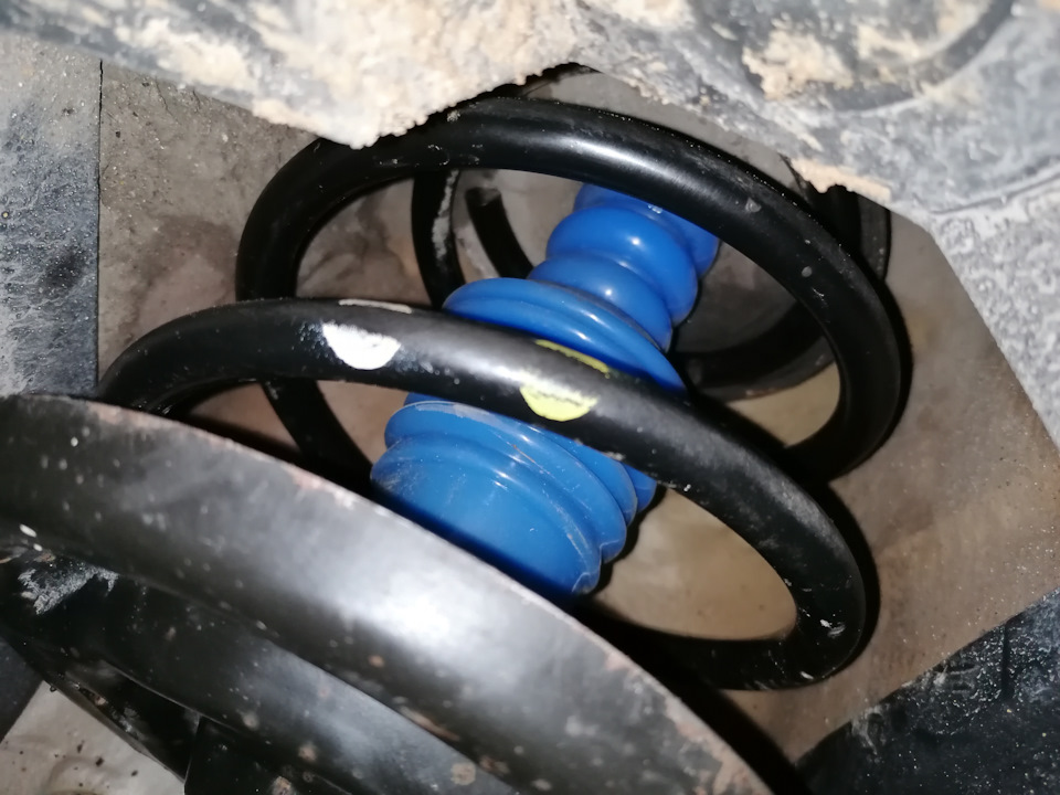 Замена пыльников передних стоек — Lada XRAY, 1,8 л, 2016 года | своими ...