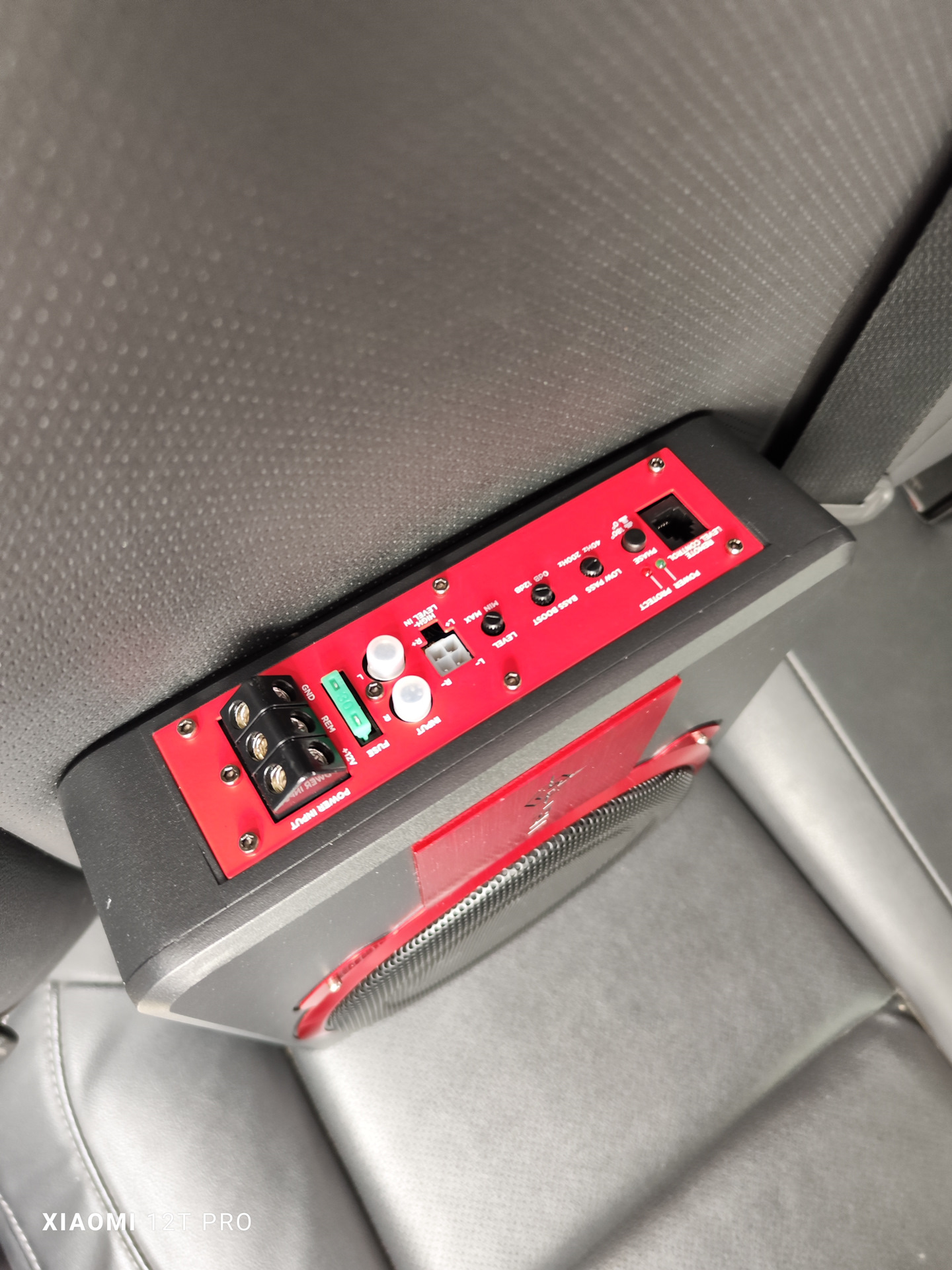Сабвуфер УРАЛ Черная Вдова ПМН-1 — KIA Rio (4G), 1,6 л, 2019 года ...