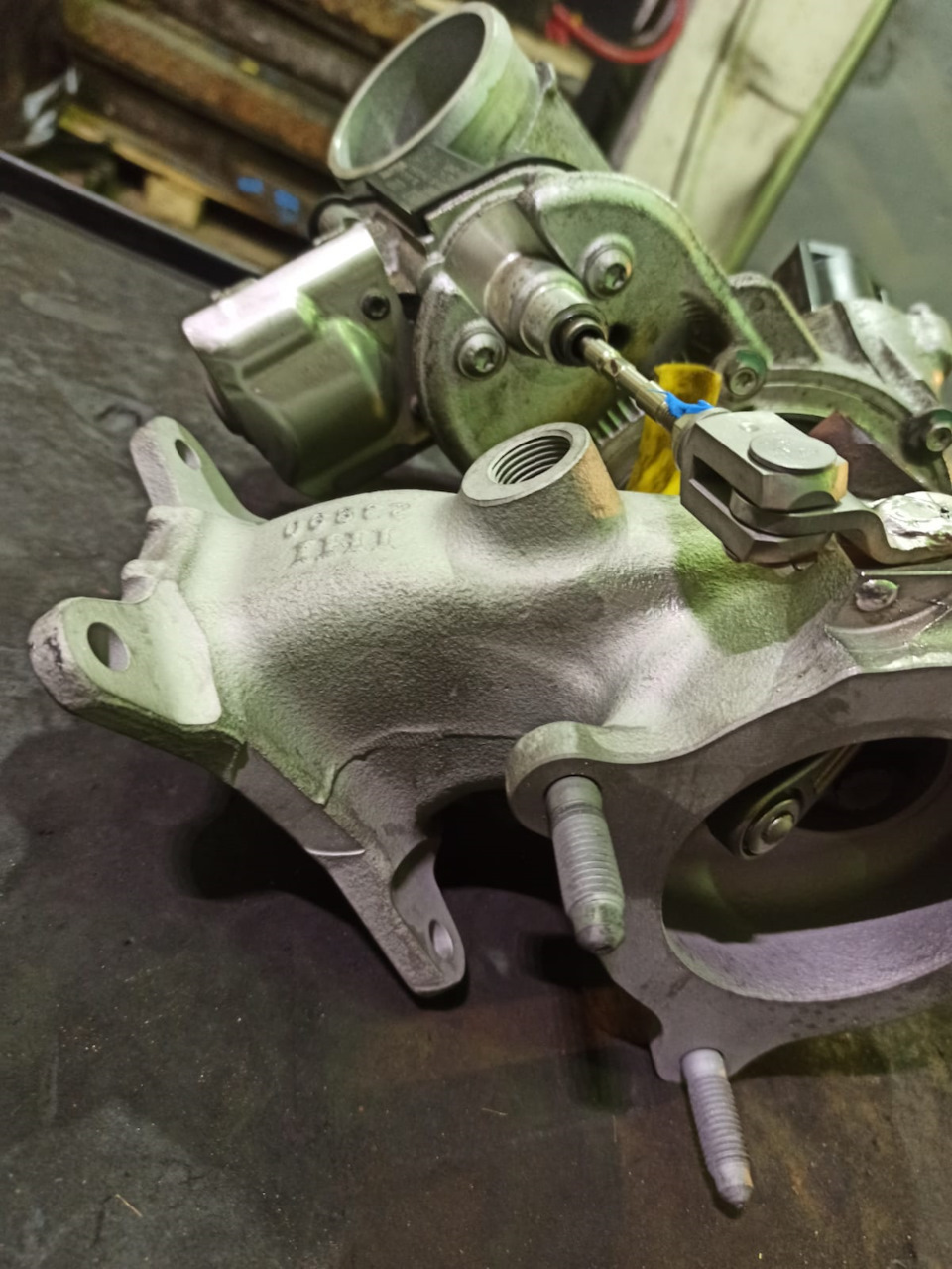 Актуатор турбины и ошибка P256300 (лампа EPC) — Audi Q5 (1G), 2 л, 2016 ...