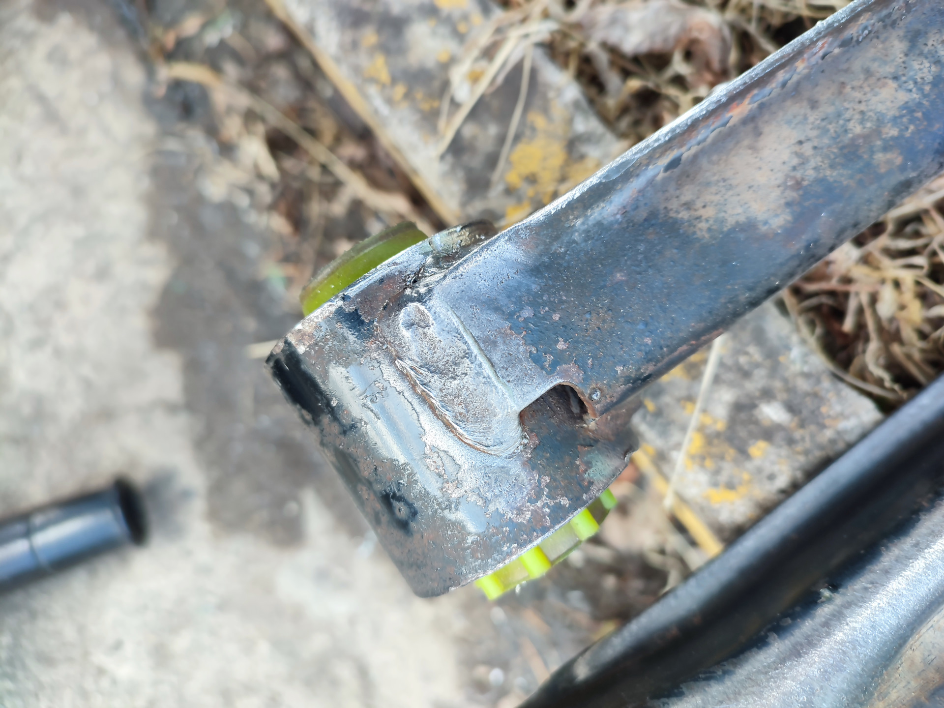 199000 Рычаг продольный 4117A025 восстановление. — Mitsubishi Pajero ...