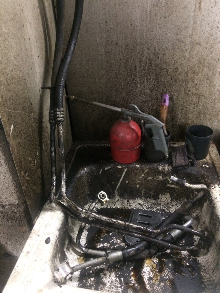 Замена масляных шлангов двигуна. — Chevrolet Blazer (S-10), 4,3 л, 1992 ...