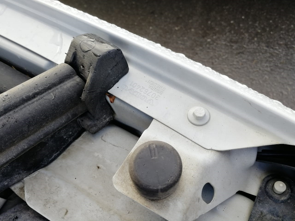 30762401 Крыло переднее левое Volvo | Запчасти на DRIVE2