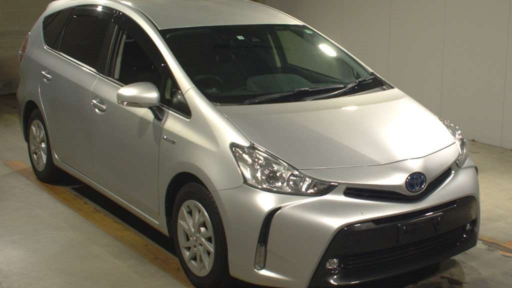 Toyota Prius Alpha 1.8 гибридный 2018 | на DRIVE2