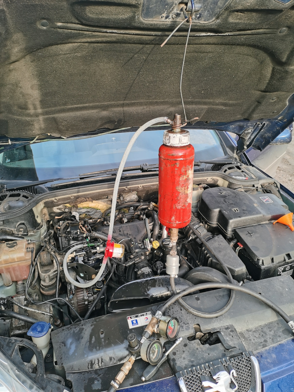 Чистка форсунок топливной системы Пежо 407 2.0hdi — DRIVE2
