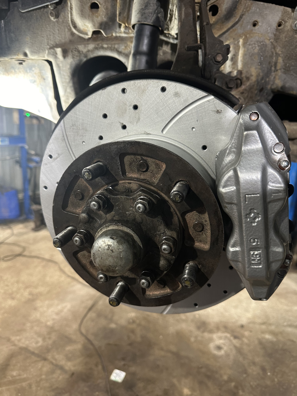 16. Обслуживание тормозной системы. — Toyota Land Cruiser 100, 4,7 л ...