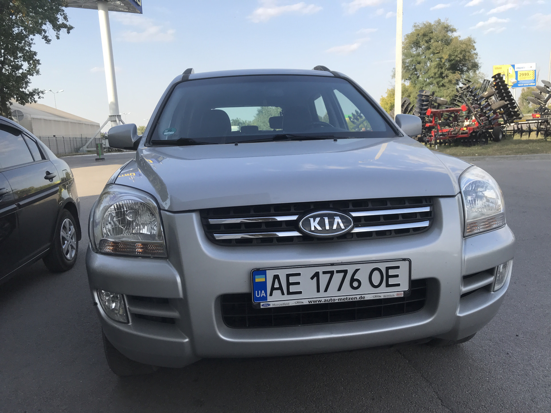 Замена сайлентблоков передних рычагов и полировка фар — KIA Sportage ...