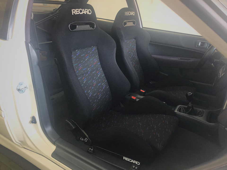 Recaro SR3 Le mans Confetti — Honda Civic Hatchback (6G), 4,1 л, 1997 ...