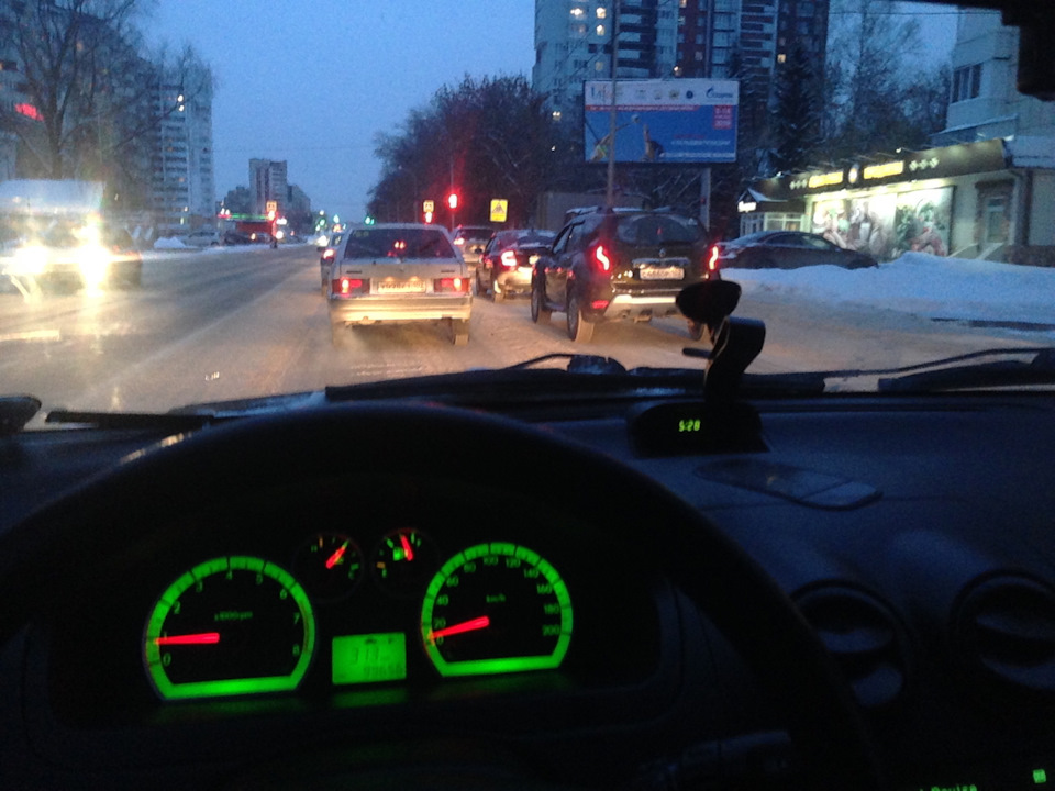 Переборка ходовки. Замена амортизаторов вкруг, рулевых тяг и ...