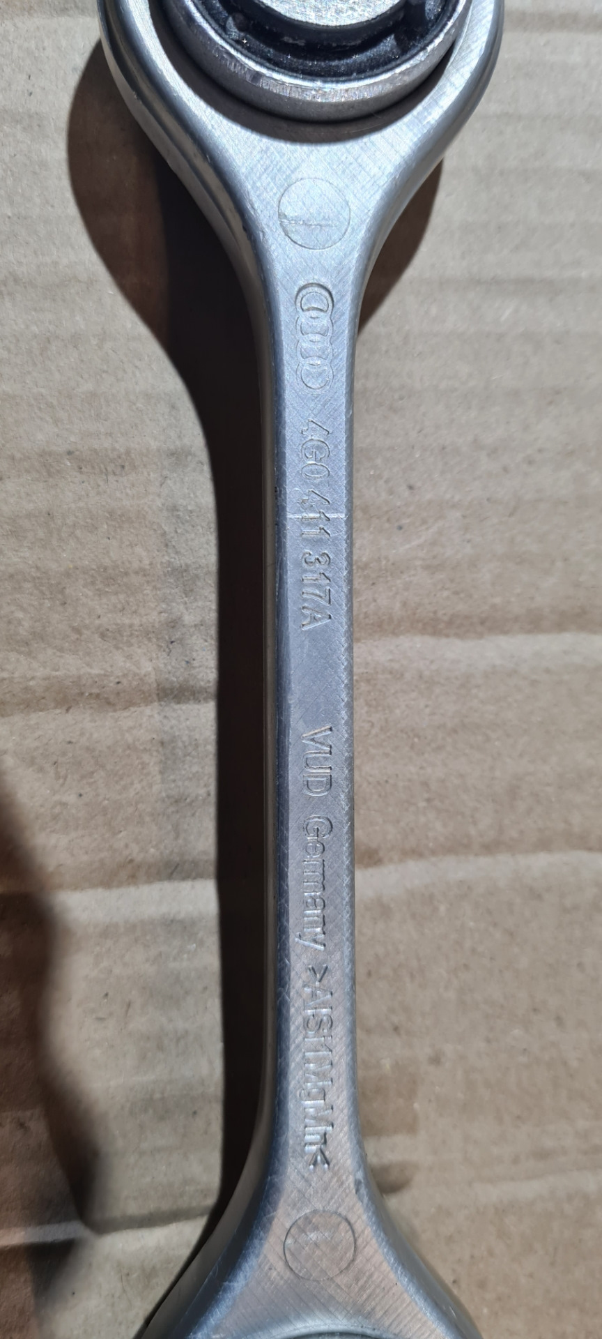 АНТИКРИЗИСНЫЕ СТОЙКИ ПЕРЕДНЕГО СТАБИЛИЗАТОРА — Audi A4 Avant (B8), 1,8 ...